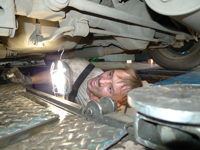 Zoltan Kondor și Mihaly Lieb își vând acțiunile de la Autonet Import ...