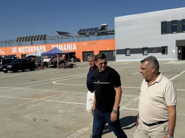 Primul circuit de viteză auto-moto din România FOTO | PROFIT.ro