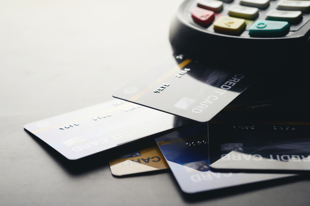 Top 10 întrebări frecvente despre carduri de credit – ce trebuie să ...