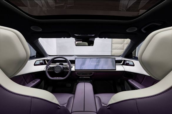 FOTO Mazda a lansat în Europa primul SUV electric al mărcii, cu aproape ...