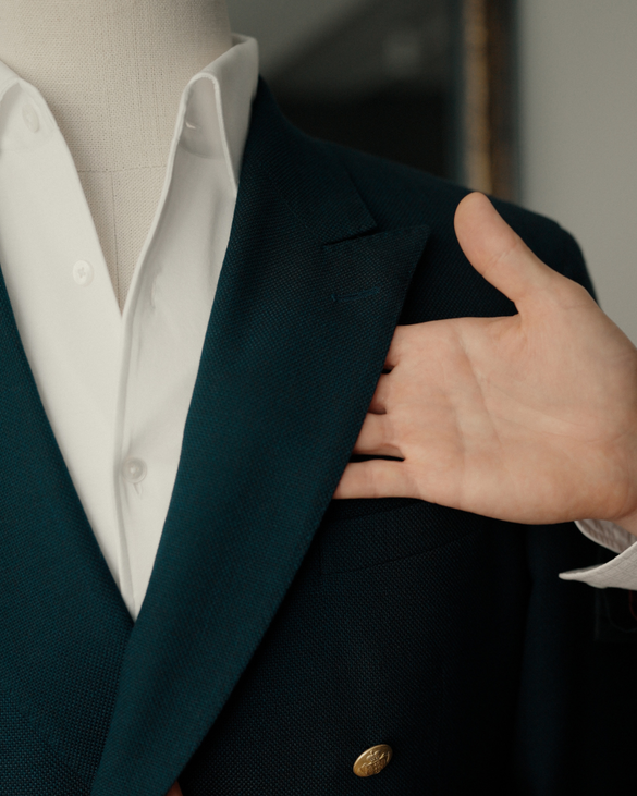 Tailoring-ul ca strategie: cum își optimizează liderii imaginea ...