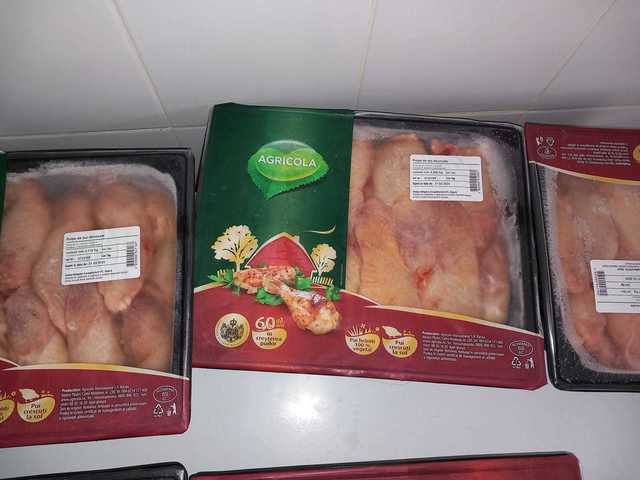 Doi comisari ANPC care au mers să controleze Spitalul Adjud, închiși în ...