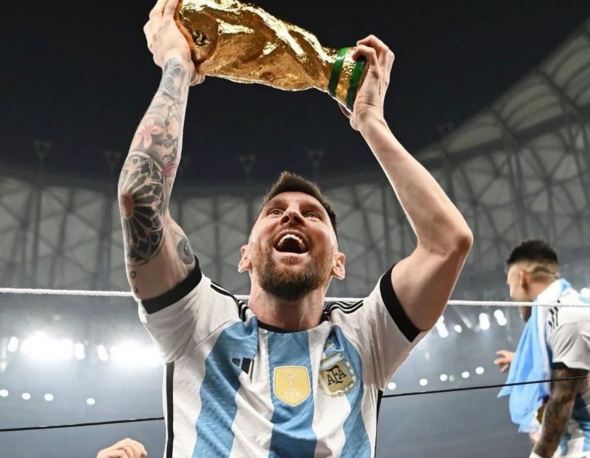 Lionel Messi este aşteptat să decidă în... | News.ro