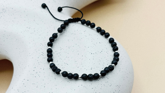 Brăţările cu pietre semipreţioase – simbol al încrederii şi al ...