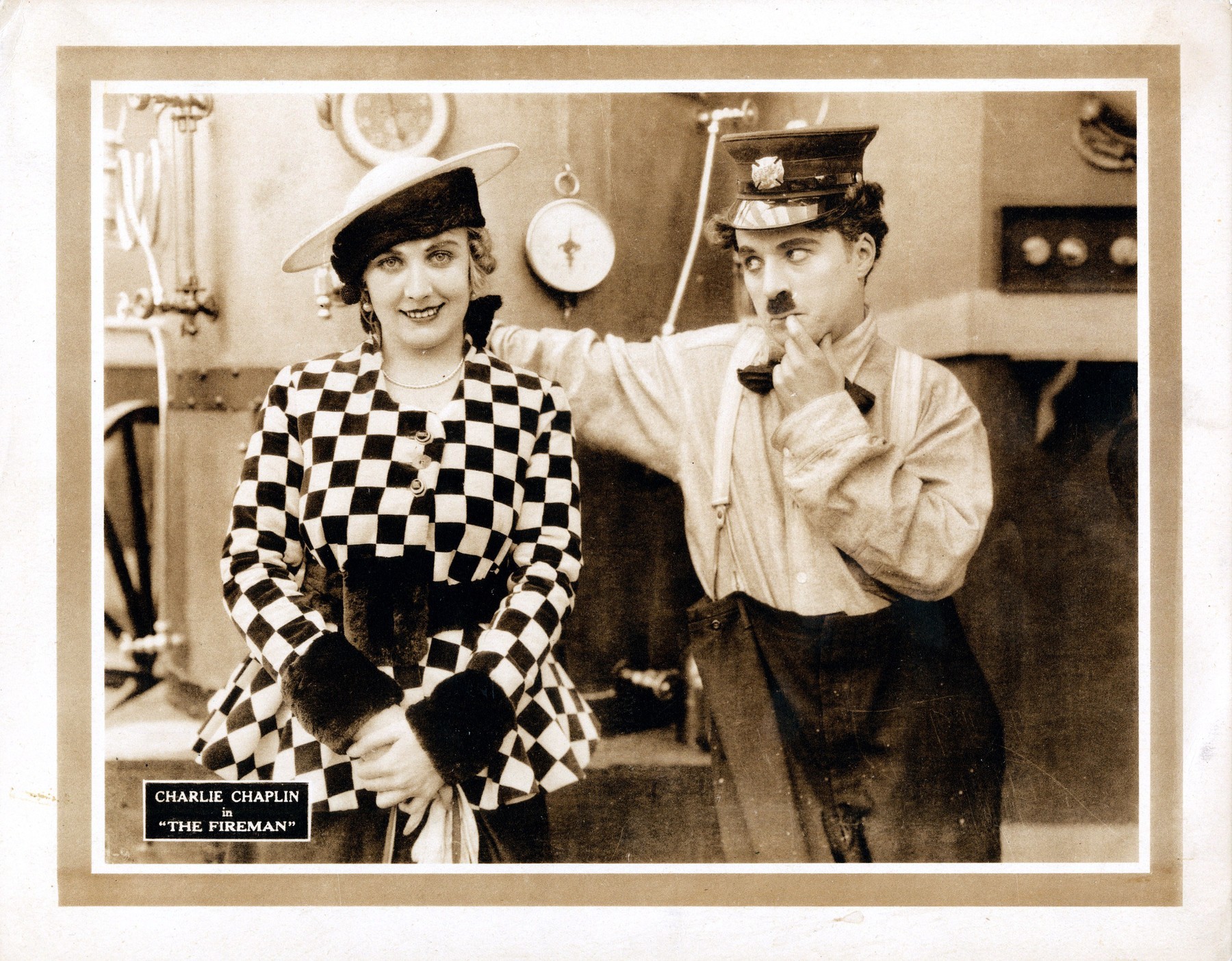 Charlie Chaplin A Făcut Sex Cu Peste 2000 De Femei şi A Maltratat Soţiile şi şi A Abandonat