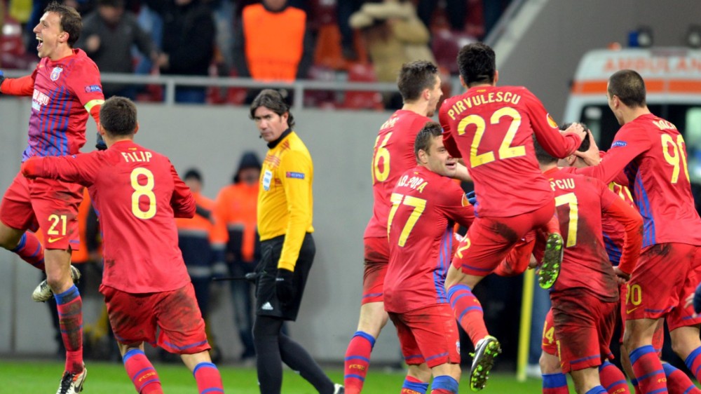 UTA - FCSB 2-2. Basarab Panduru, după cartonașele roșii văzute de ...