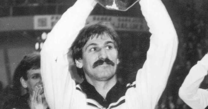 O legendă din baschetului european a murit la 73 de ani